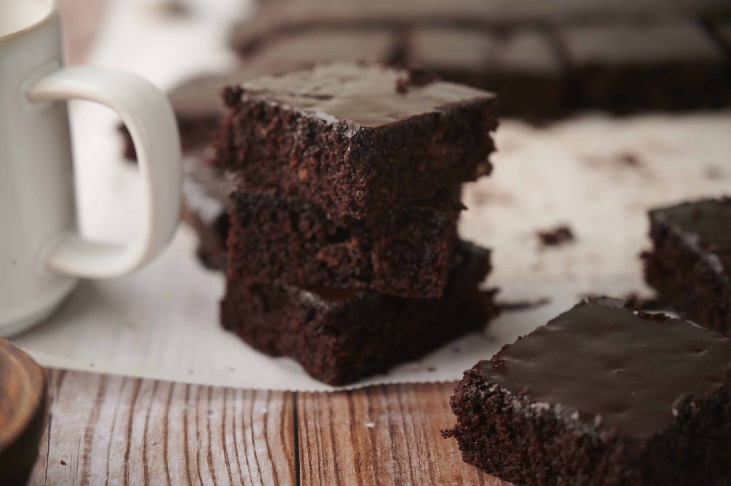 Cinnamon Mocha Sheet Cake - Big Recipe